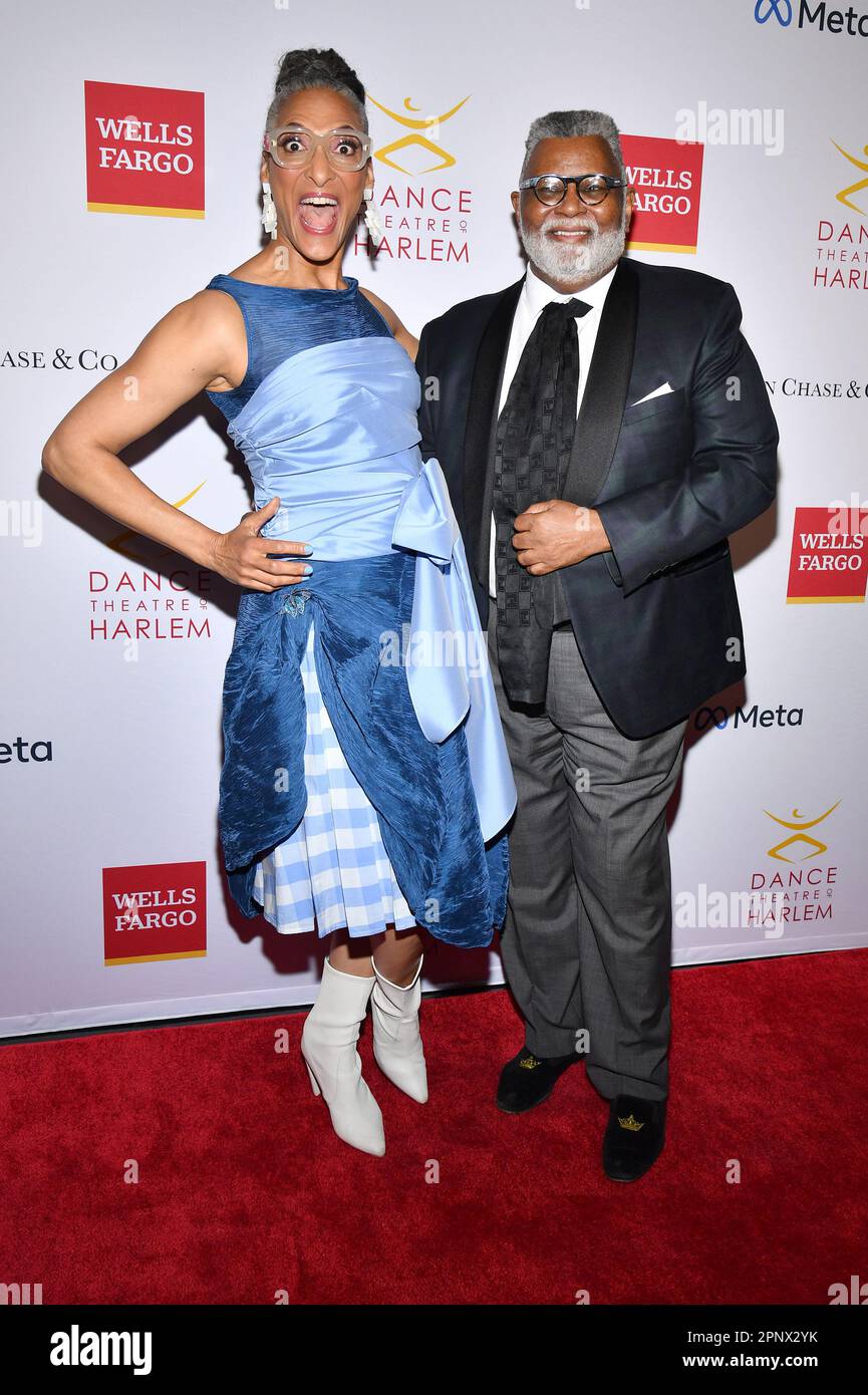 New York, USA. 20th Apr, 2023. (L-R) Carla Hall and Alexander Smalls ...