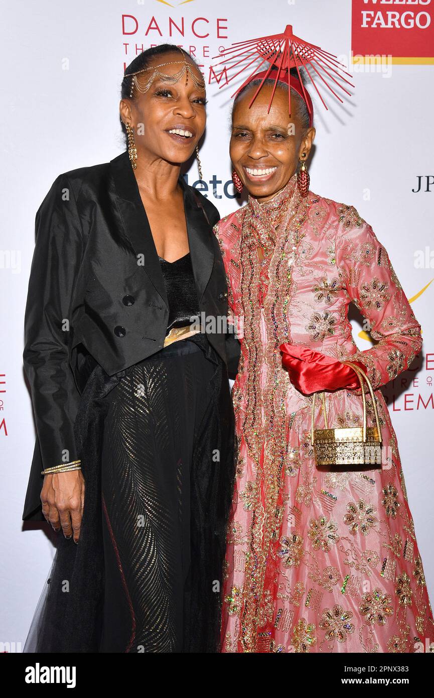 New York, USA. 20th Apr, 2023. Artist Ellen Banks (r) and guest attend ...