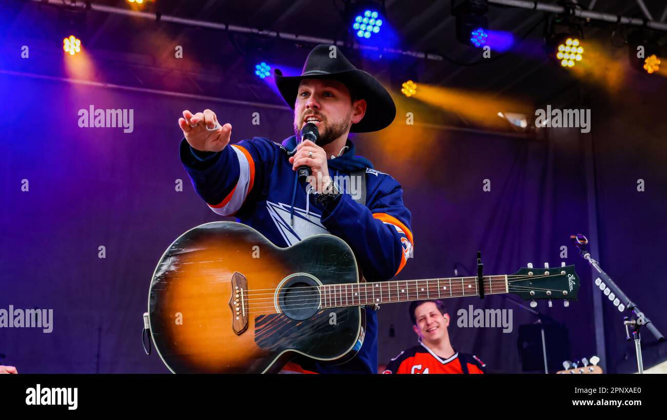 22x canadian country music hi-res stock photography and images - Alamy