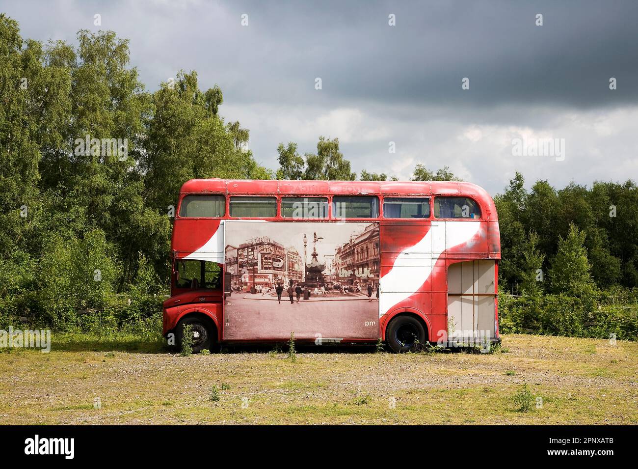Trafalgar London Bus Stock Photo - Alamy