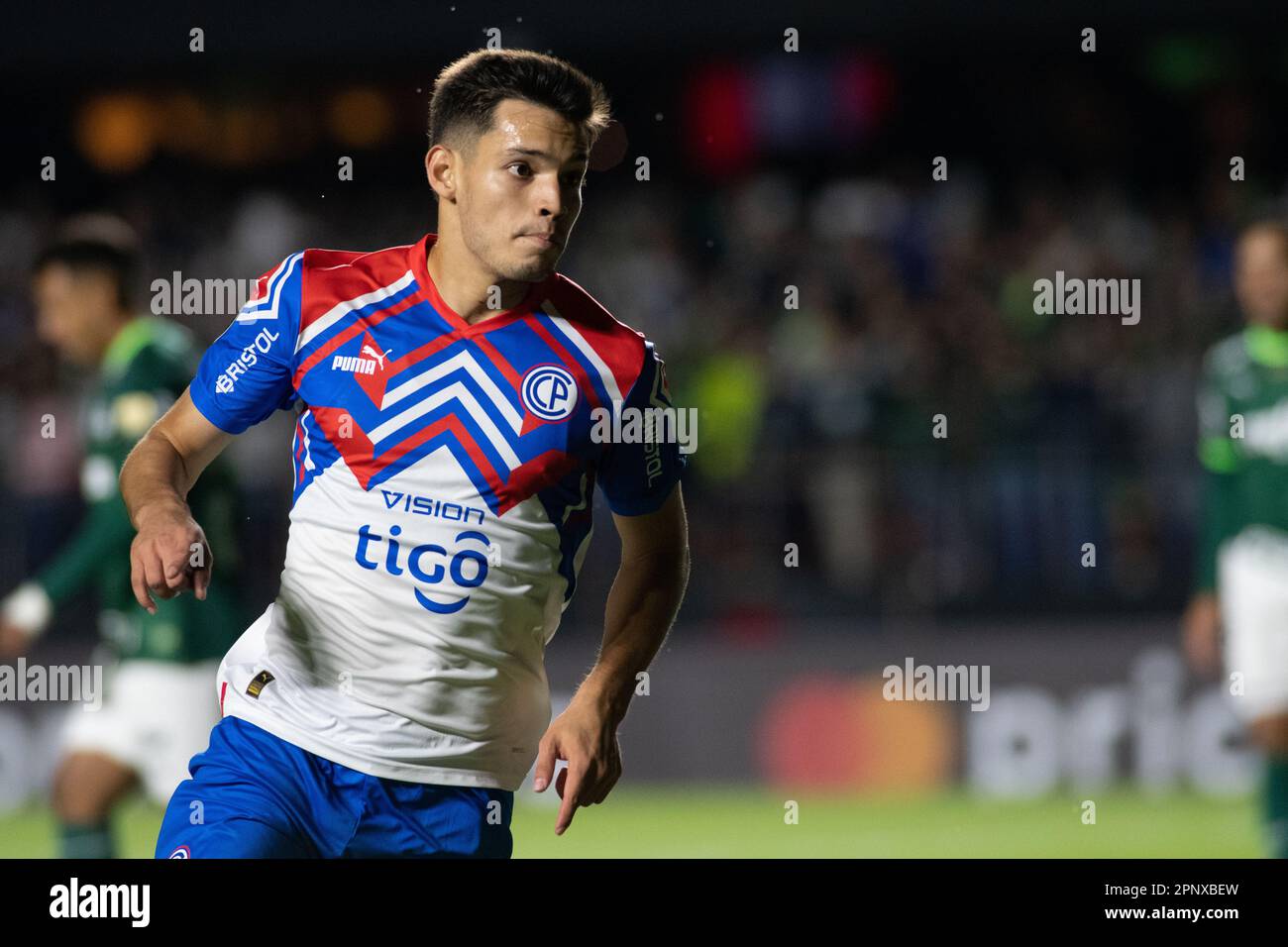 SAO PAULO,BRAZIL - APRIL 20: Damián Bobadilla celebrates after scoring ...