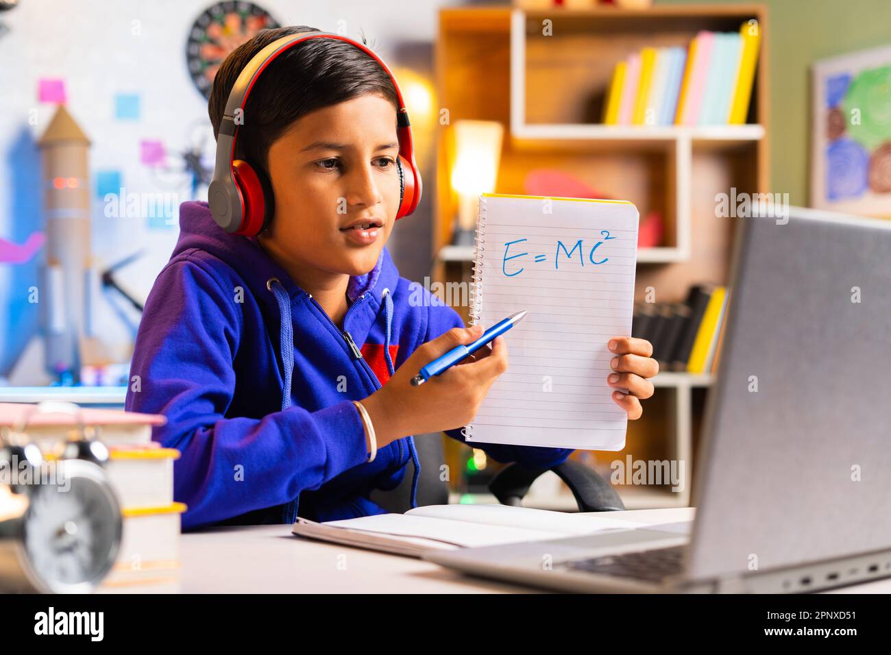 Indian wizard hi-res stock photography and images - Alamy