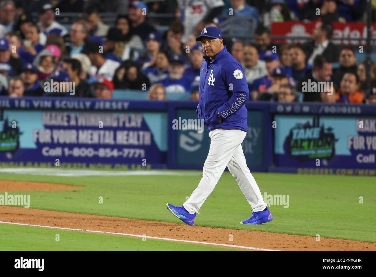 LOS ANGELES, CA - APRIL 17: Los Angeles Dodgers manager Dave Roberts ...