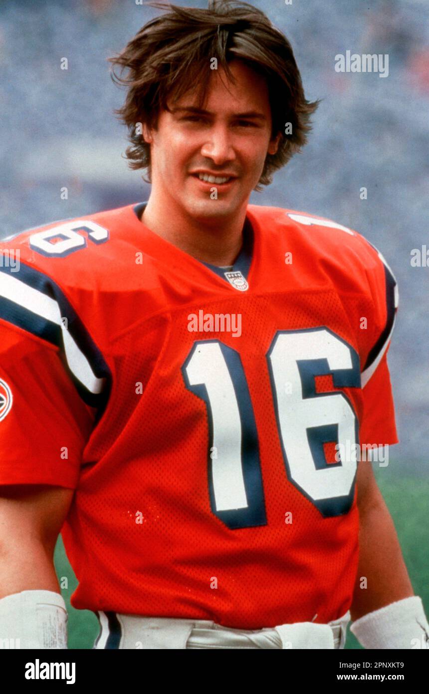 KEANU REEVES in THE REPLACEMENTS (2000), directed by HOWARD DEUTCH ...