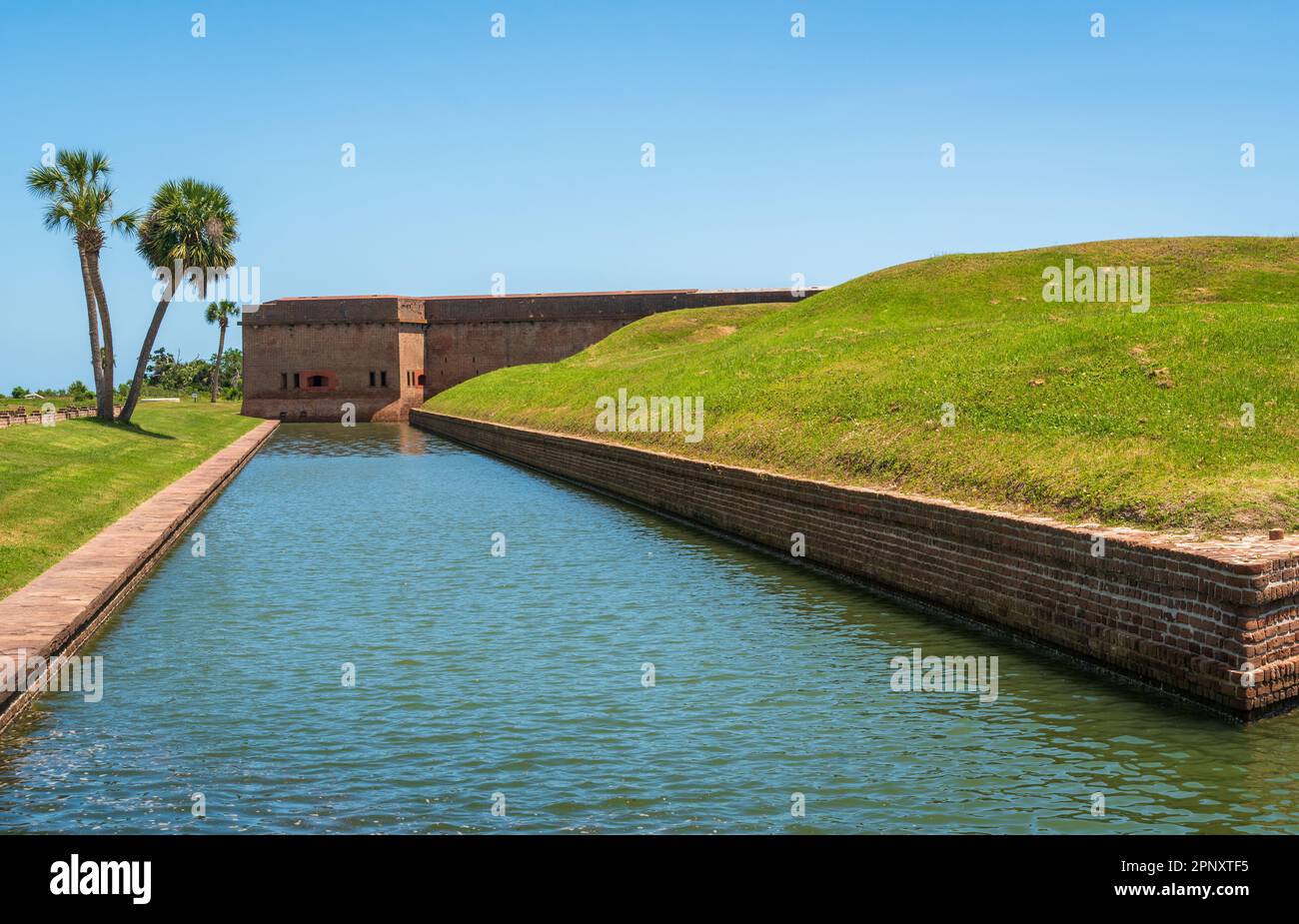 Fort georgia history military moat hi-res stock photography and images ...