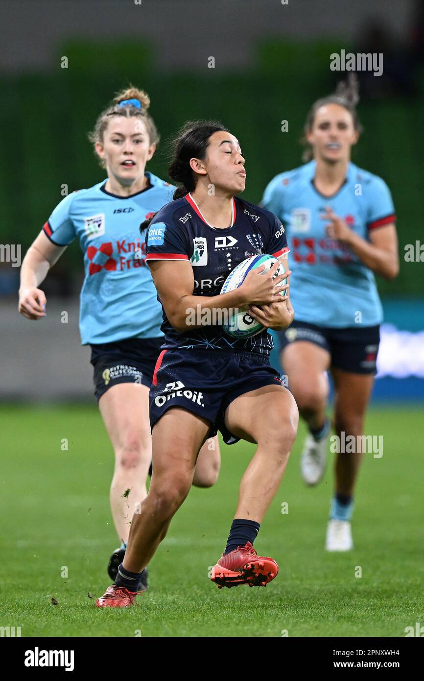 Kerri Johnson of the Rebels (centre) in action during the Super W Round ...