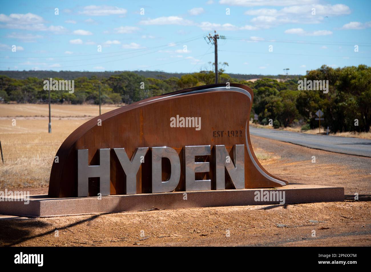 Town of Hyden Welcome Sign - Western Australia Stock Photo - Alamy