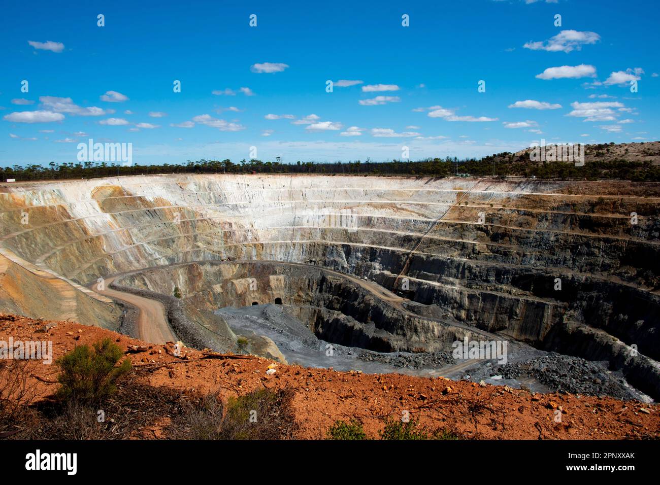 Underground mining copper production hi-res stock photography and ...