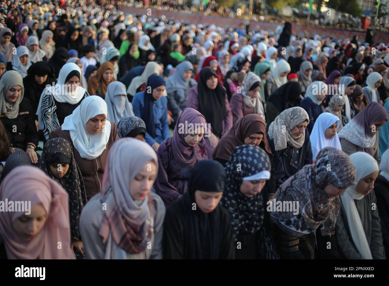 Gaza City, Palestinian Territories. 21st Apr, 2023. Palestinian Muslims ...