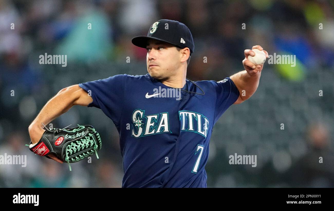 Seattle Mariners starting pitcher Marco Gonzales throws against the ...