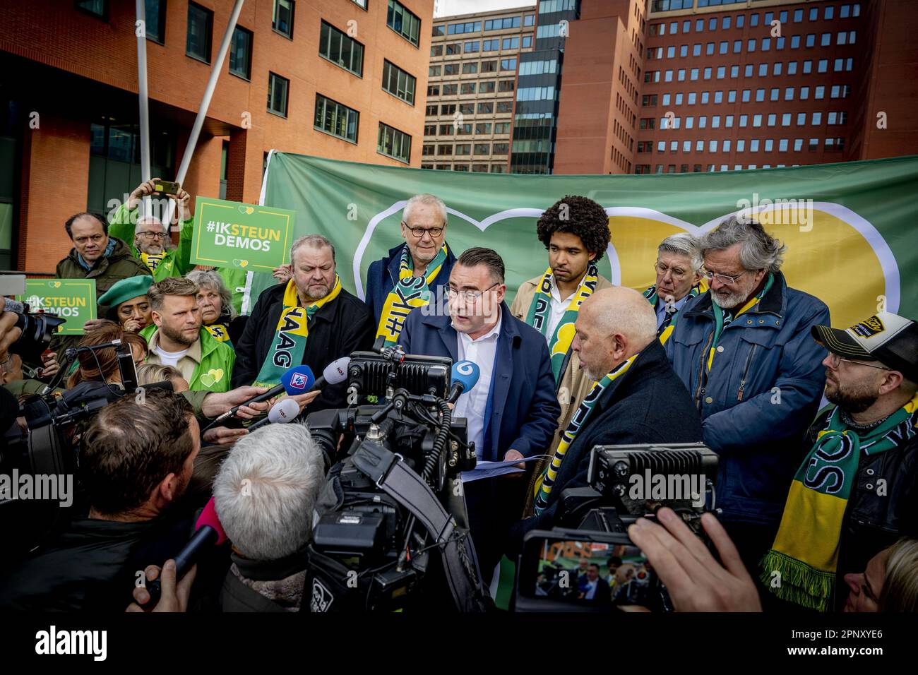 Niño richard hi-res stock photography and images - Alamy