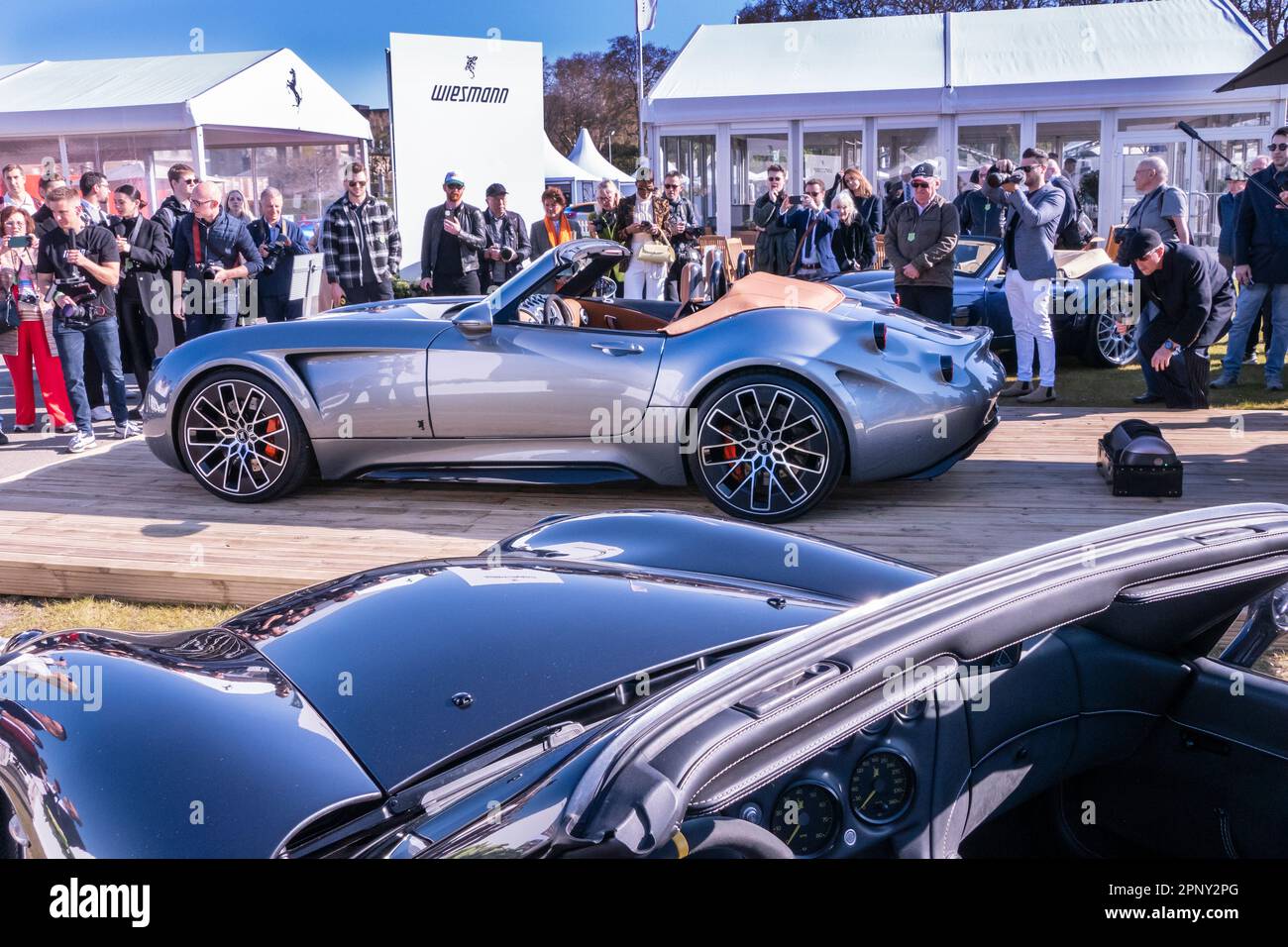 Thunderball hi-res stock photography and images - Alamy