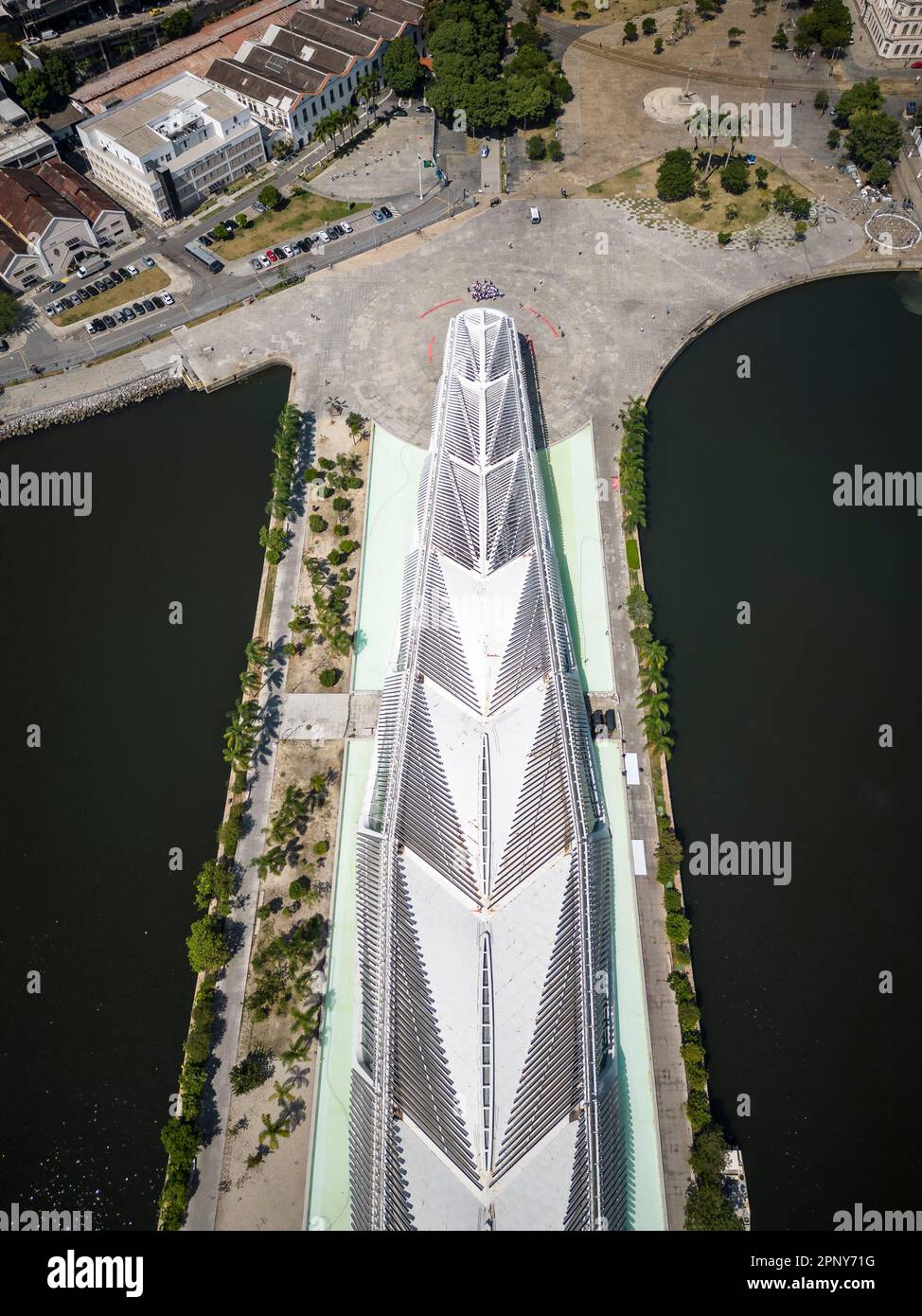 Beautiful aerial view to modern white museum building in downtown Stock ...