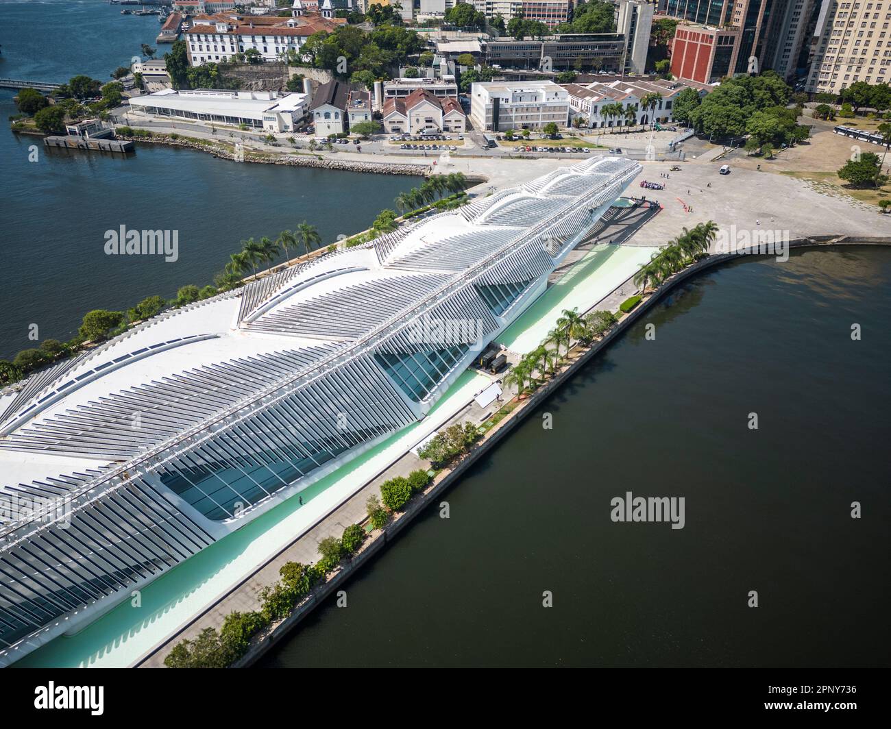 Beautiful aerial view to modern white museum building in downtown Stock ...