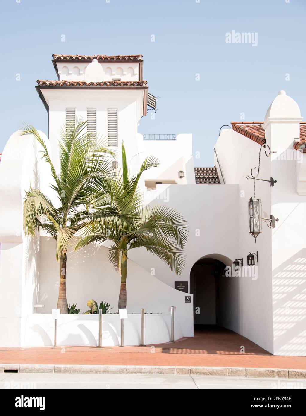 Spanish Architecture in Santa Barbara, California Stock Photo - Alamy