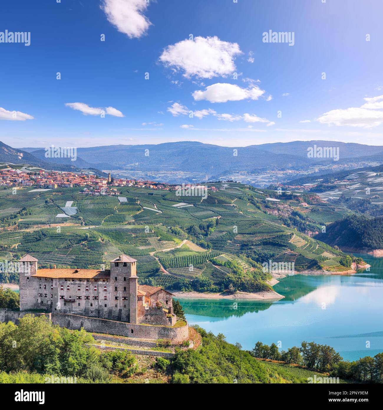 Fabulous View of the Cles Castel, the Santa Giustina Lake and lots of ...