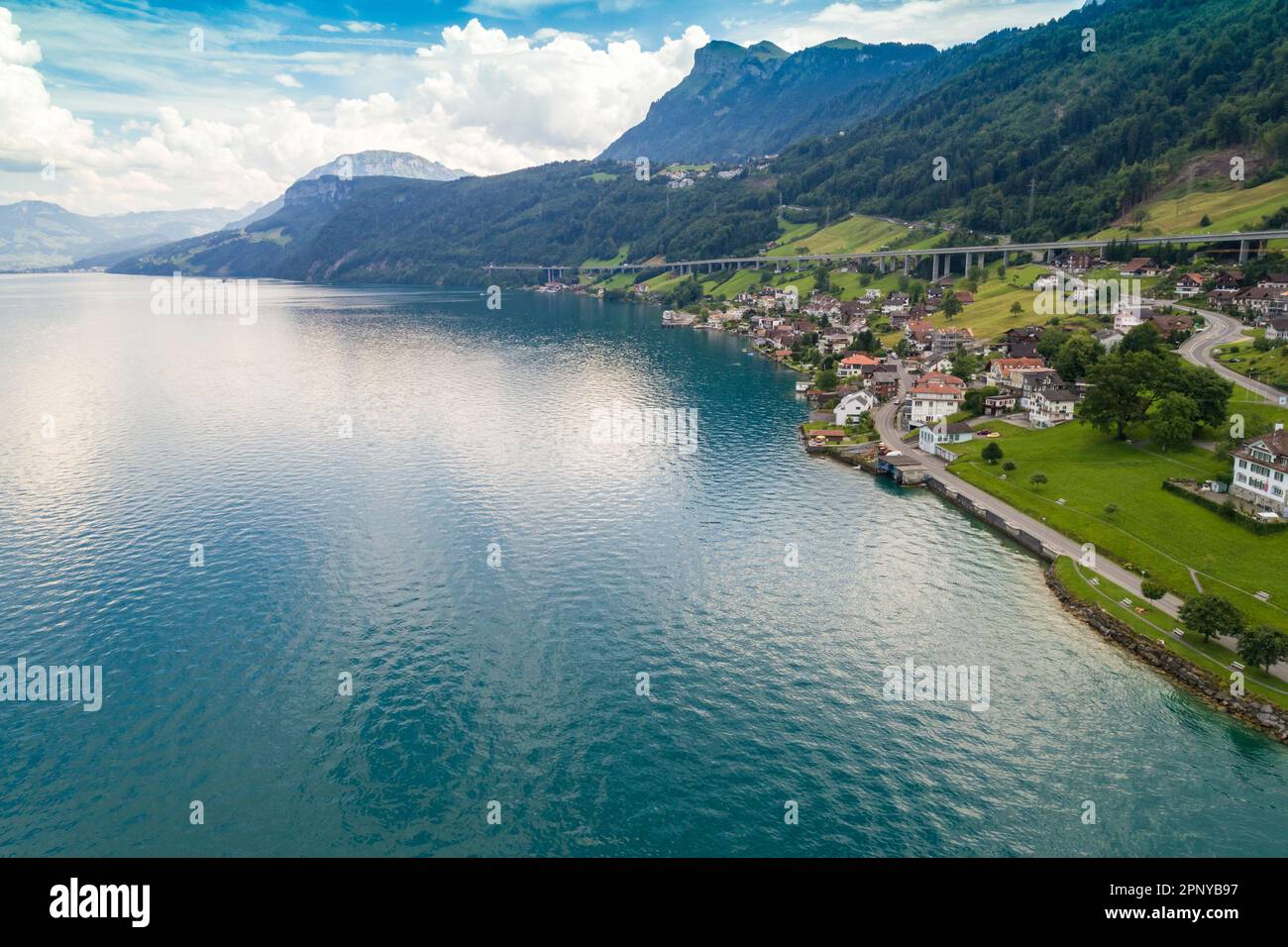 Village by lake lucerne hi-res stock photography and images - Alamy