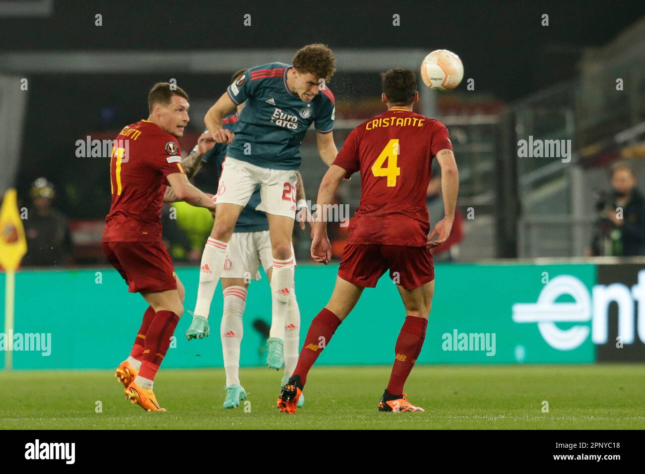 Feyenoord's Dutch midfielder Mats Wieffer challenges for the ball with ...
