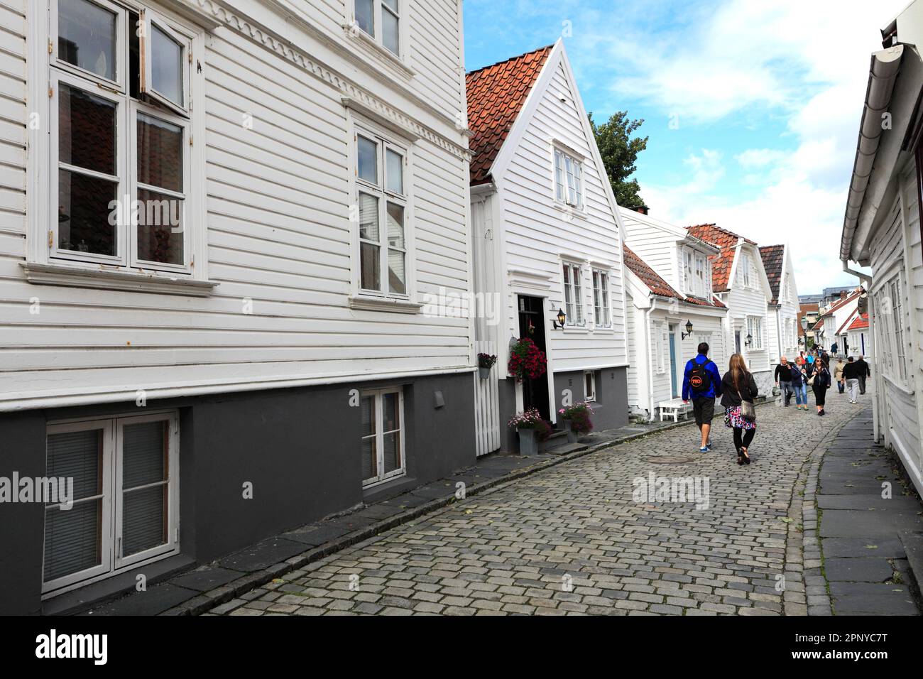 White wooden buildings in the Old Town (Gamle Stavanger), Stavanger ...