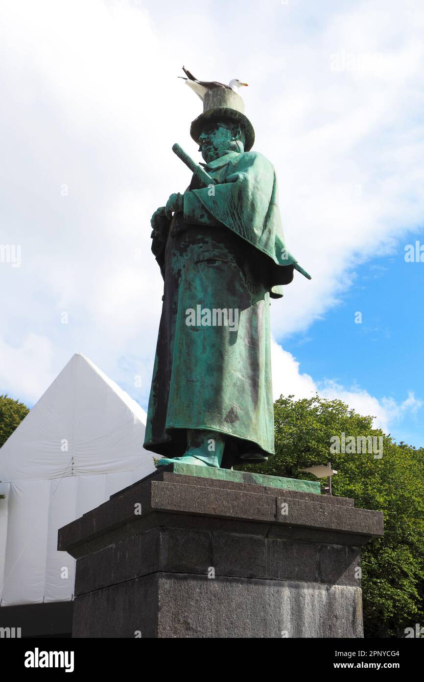Statue of Alexandria Kielland, Norwegian author, Stavanger City ...