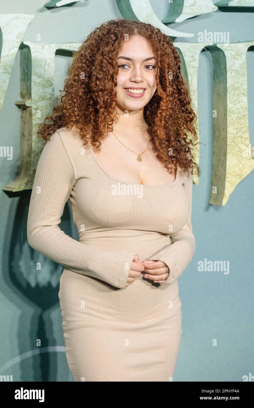 Curzon, Mayfair, London, UK. 20th April 2023. Amazing Arabella arriving ...