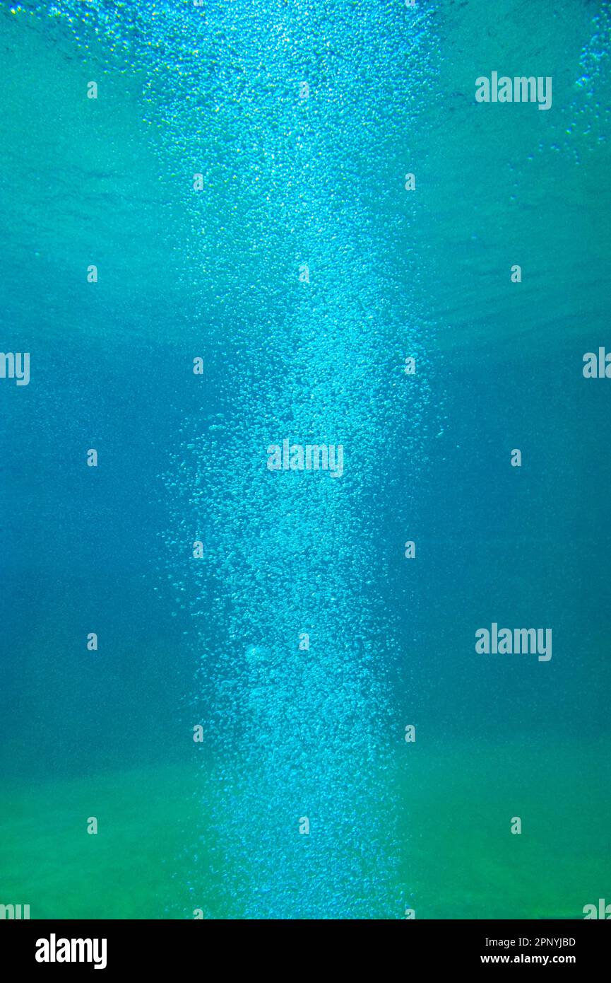 Oxygen bubbles underwater - background, texture Stock Photo - Alamy