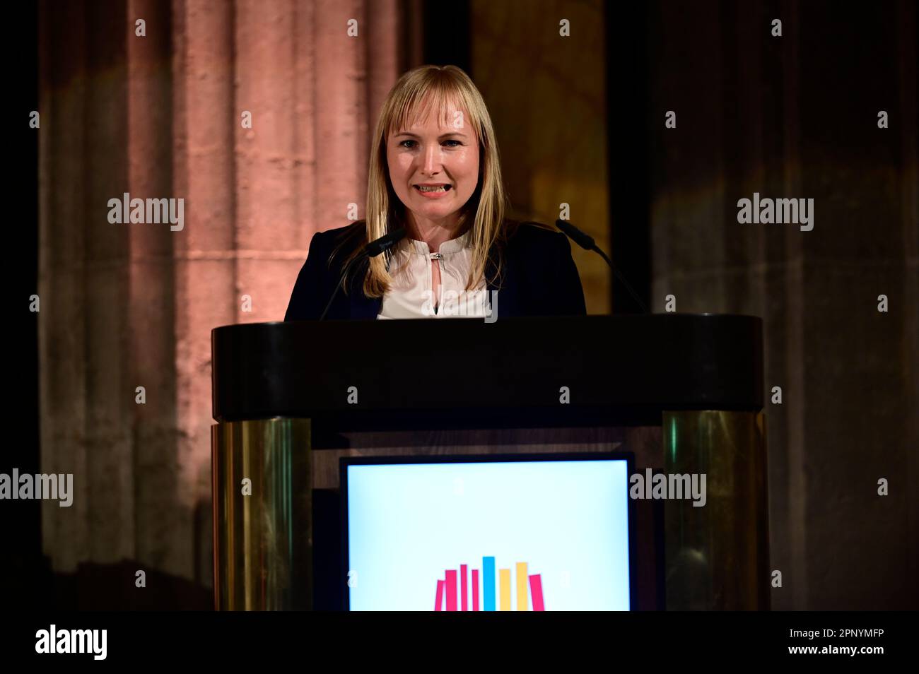 Maria Schulz bei Kosmos Ukraine – Podiumsgespräch mit Yuriy Gurzhy und ...