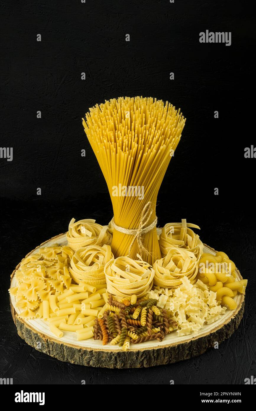 Spaghetti dry, A bunch of spaghetti tied with a rope. Pasta, high ...