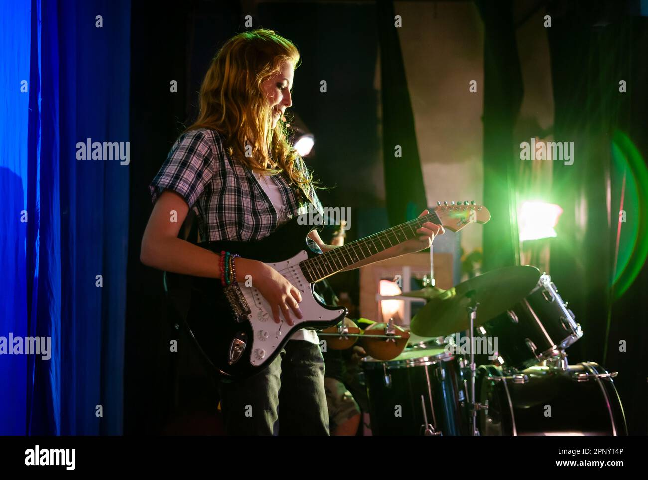 Battle of the bands hi-res stock photography and images - Alamy