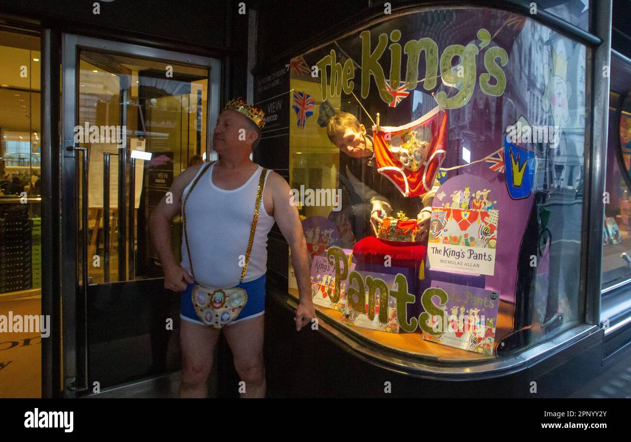 London, England, UK. 21st Apr, 2023. Waterstones Piccadilly Circus ...