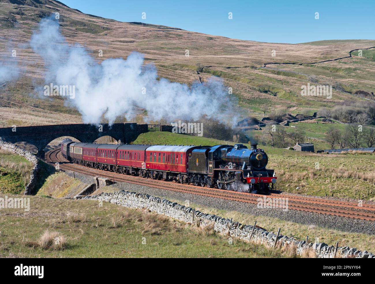 Steam trains in black and white hi-res stock photography and images - Alamy
