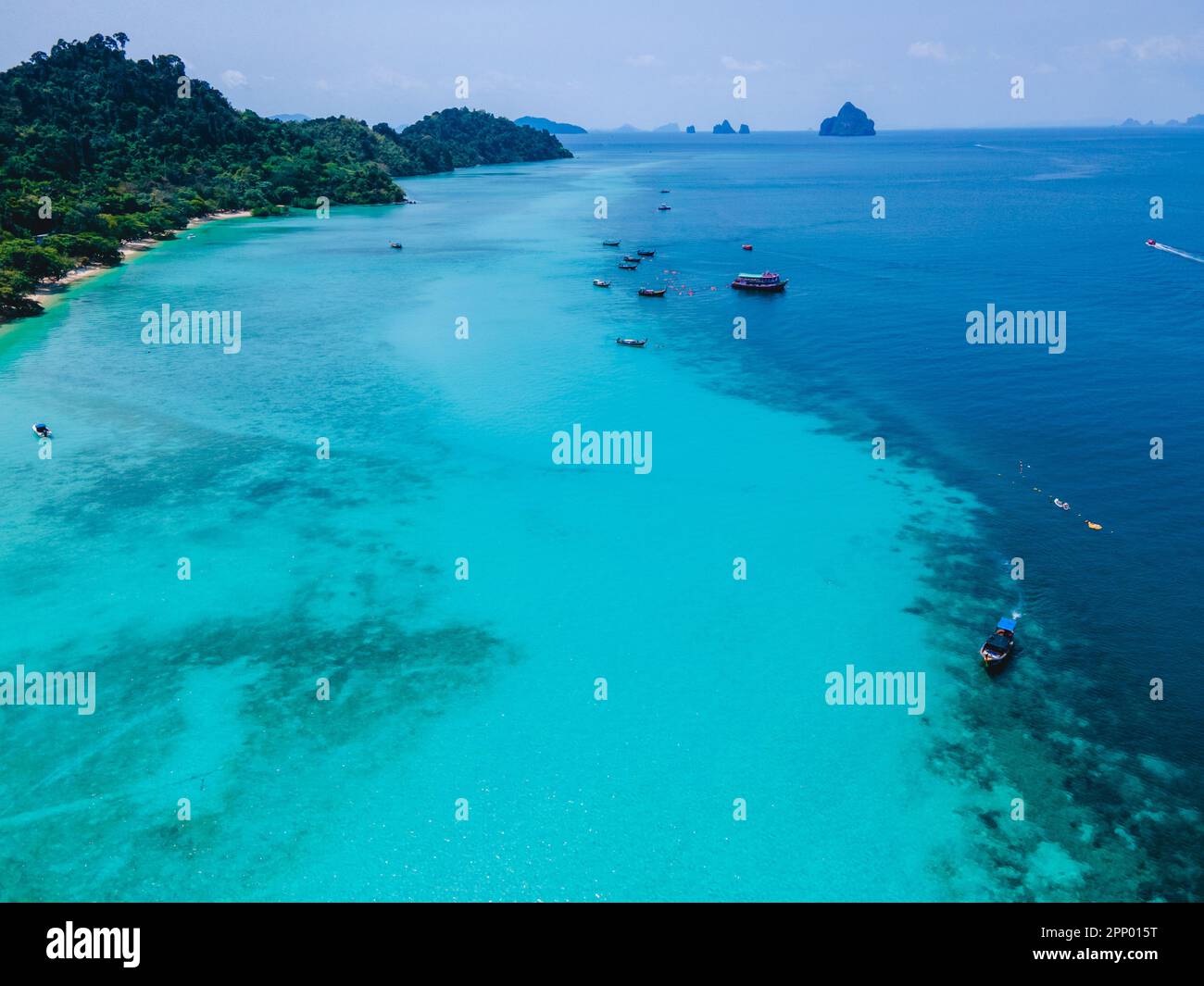 Koh Kradan Island with a white tropical beach and turqouse colored ...