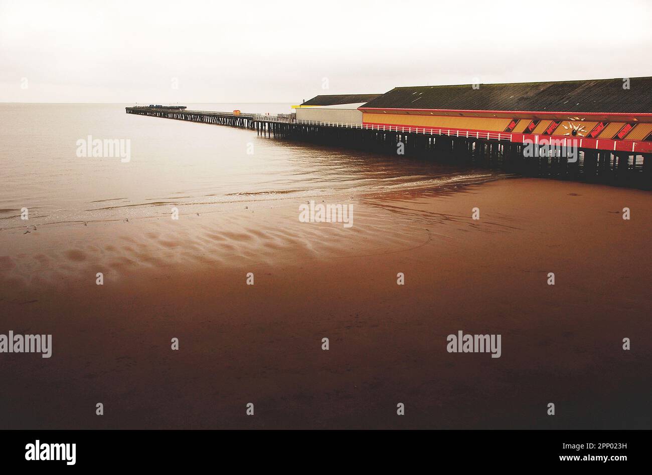 Walton on the Naze Pier, Walton on the Naze, England Stock Photo - Alamy