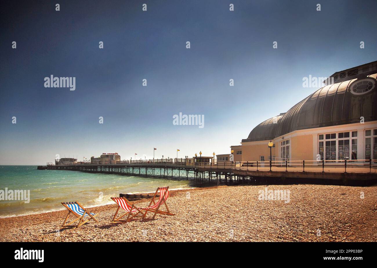 Worthing holidays hi-res stock photography and images - Alamy