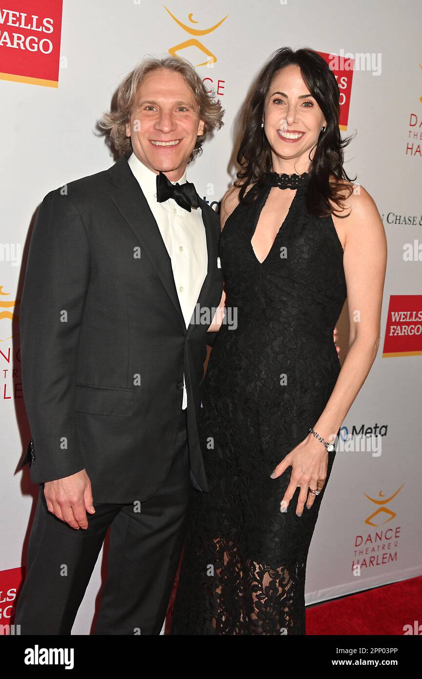 Kevin Cofsky and Abbey Cofsky attend The Dance Theatre of Harlem Vision ...
