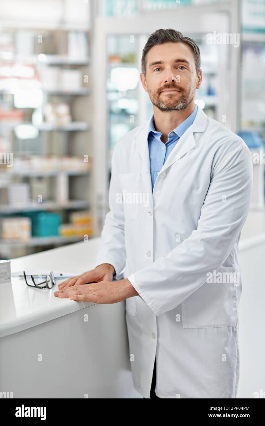 Pharmacist and gp hi-res stock photography and images - Alamy