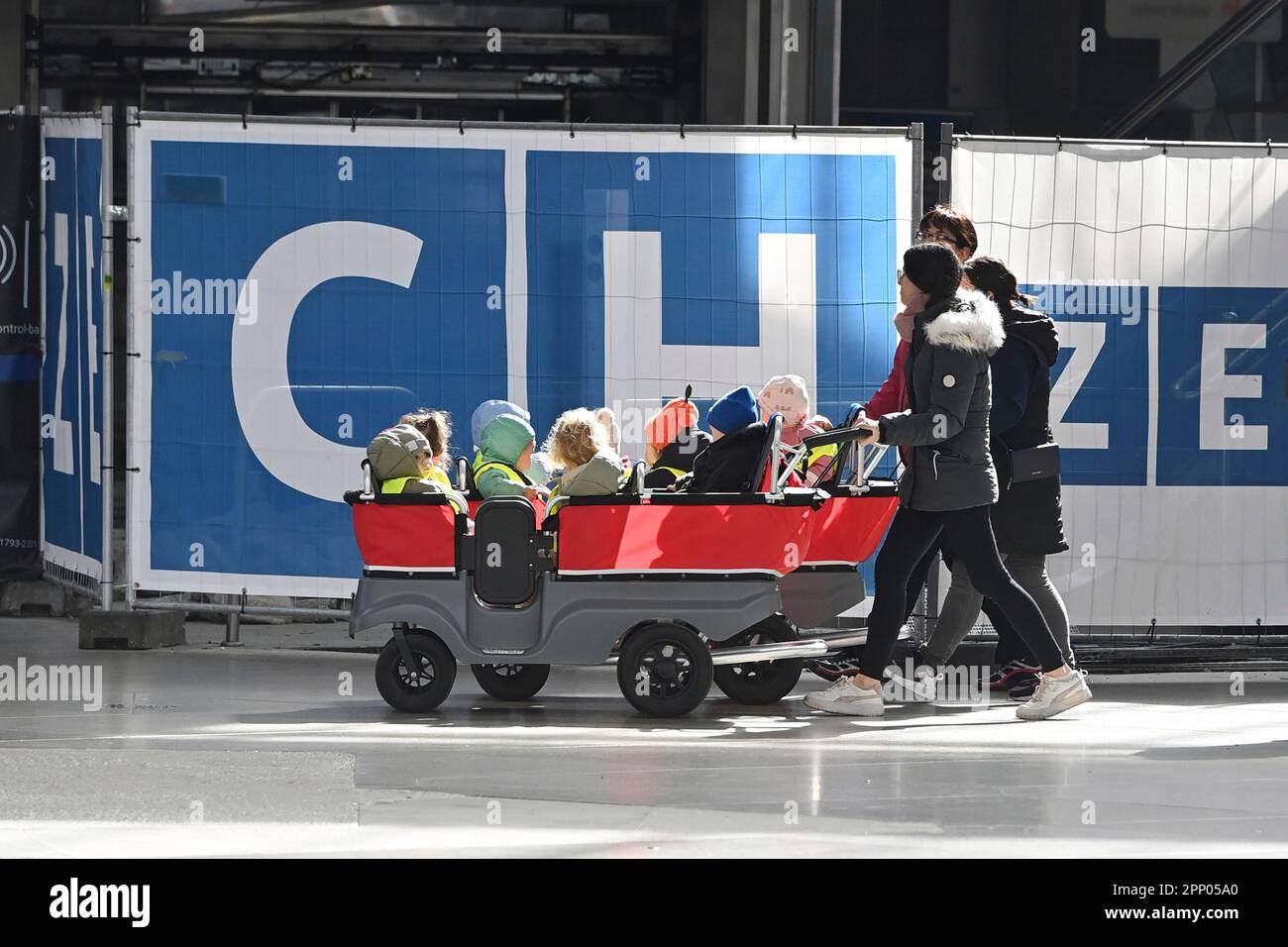 Strike on Friday, April 21, 2023 at the main station in Munich: EVG ...
