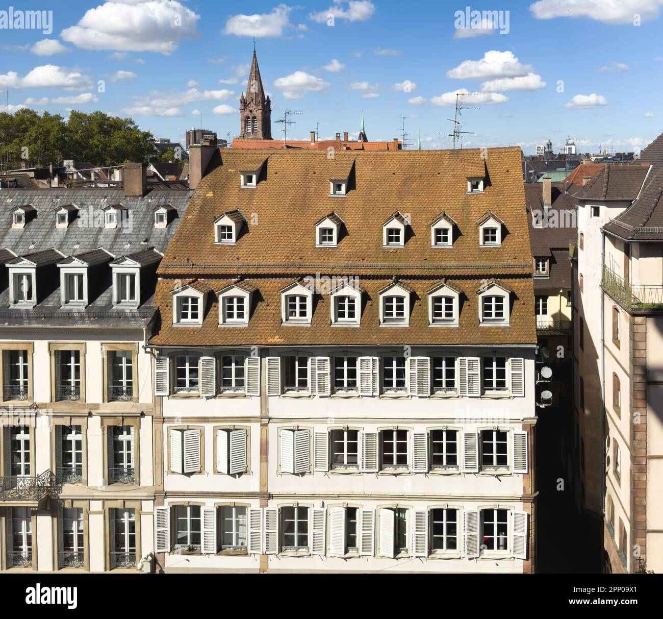 A beautiful and traditional Haussmann-style building in the heart of ...