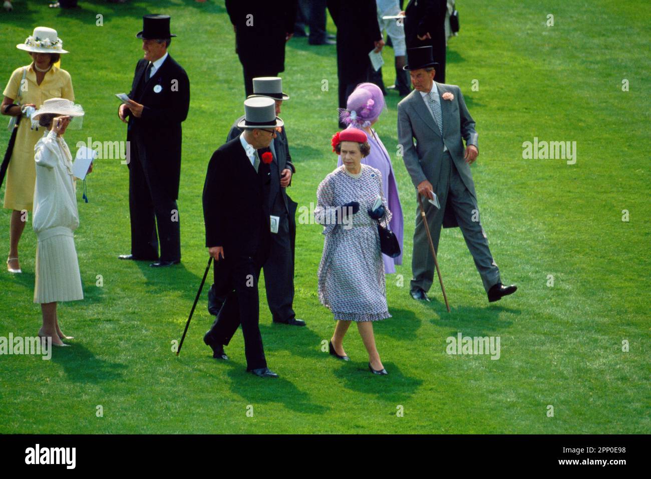 Queen Elizabeth II at The Epsom Derby in 1985 Stock Photo - Alamy