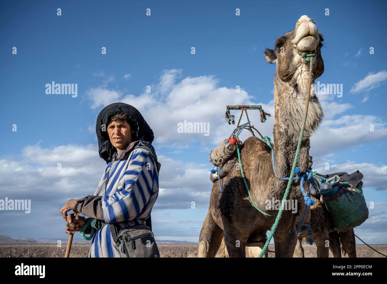 Sahara desert tribes hi-res stock photography and images - Alamy