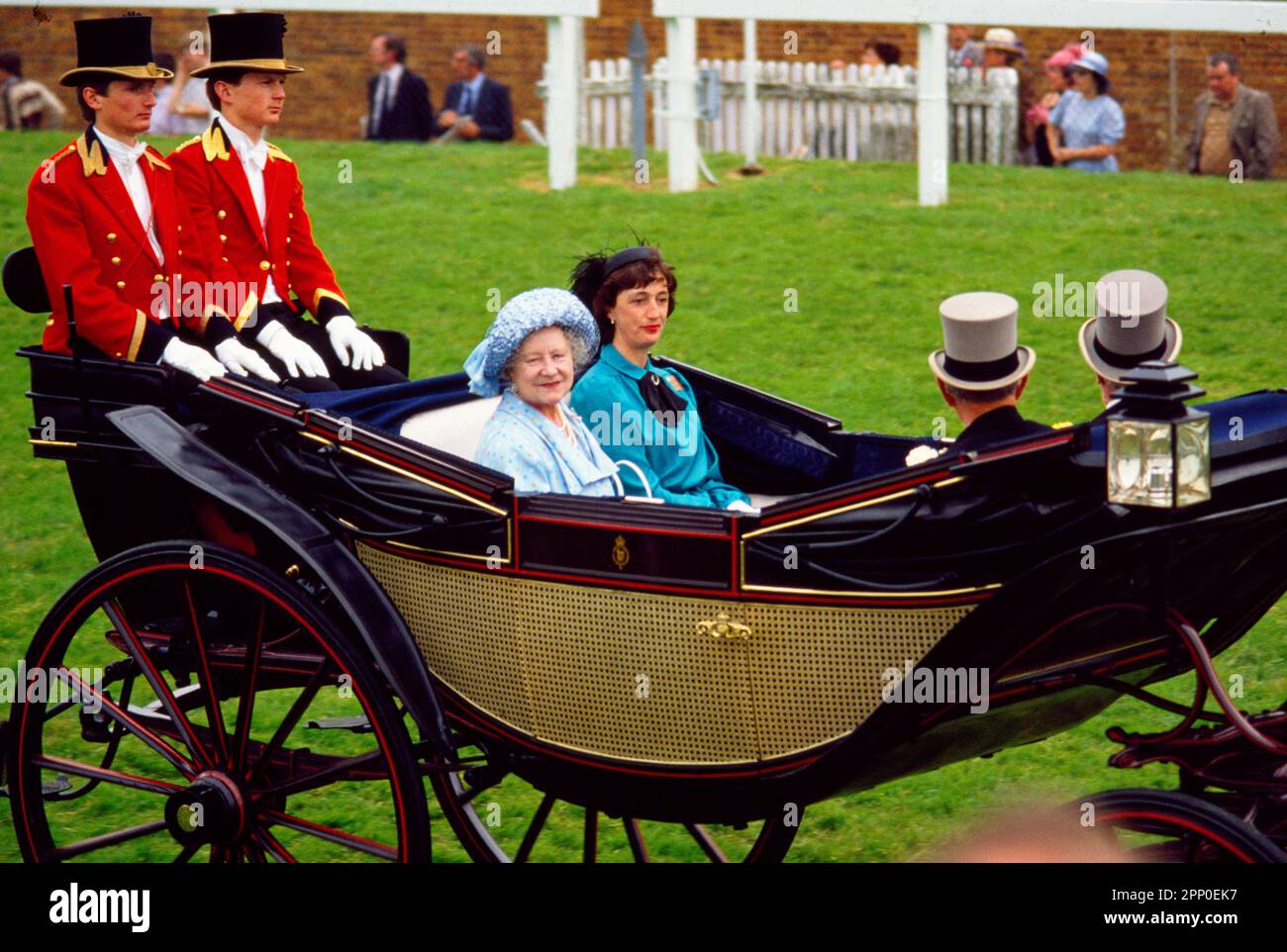 The Queen Mother at Royal Ascot races in 1982 Stock Photo - Alamy