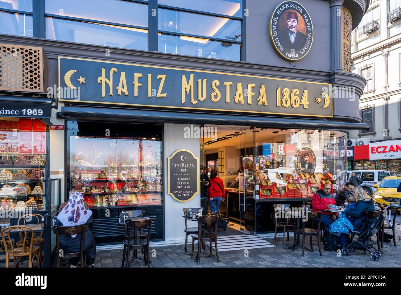 Pastry shop sign hi-res stock photography and images - Alamy