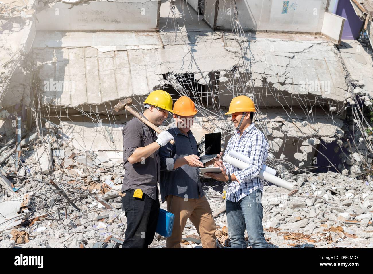 Demolition control supervisor and contractor discussing on demolish ...