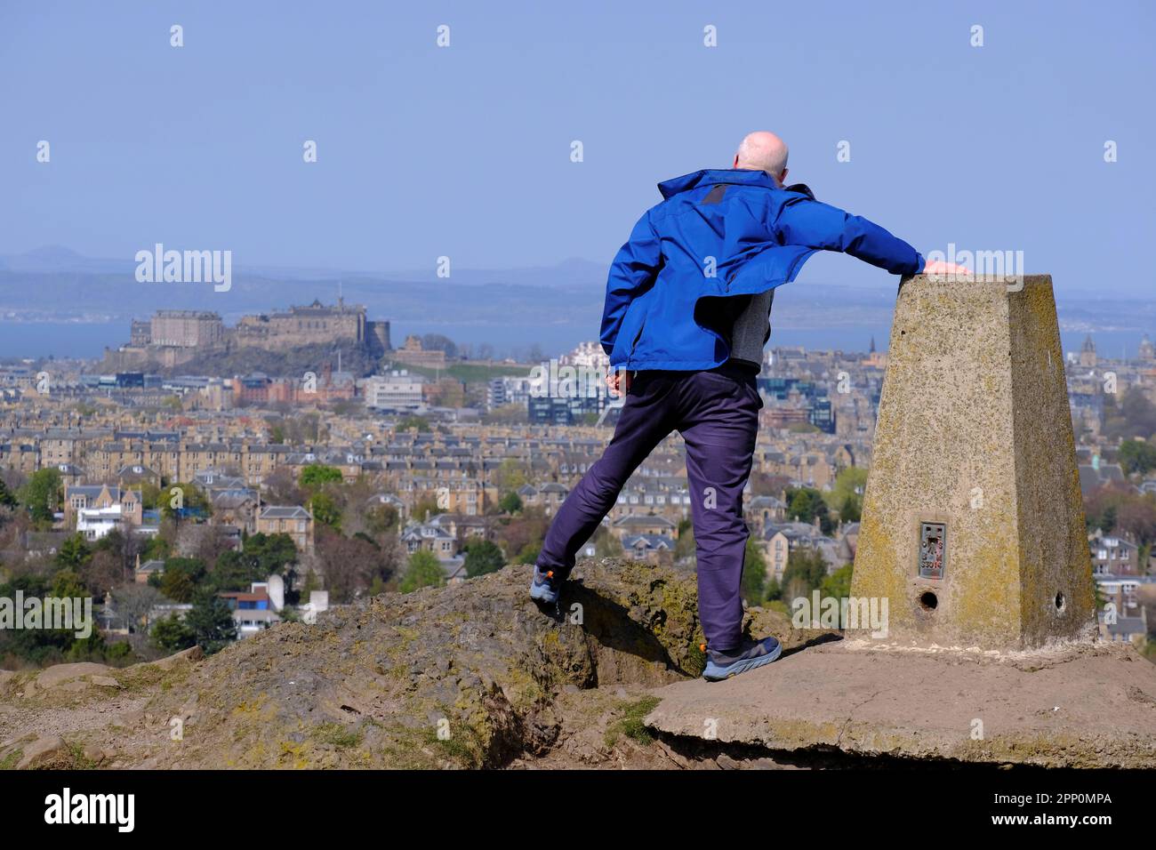 Edinburgh, Scotland, UK. 21st April 2023. Strong gusting winds on the ...