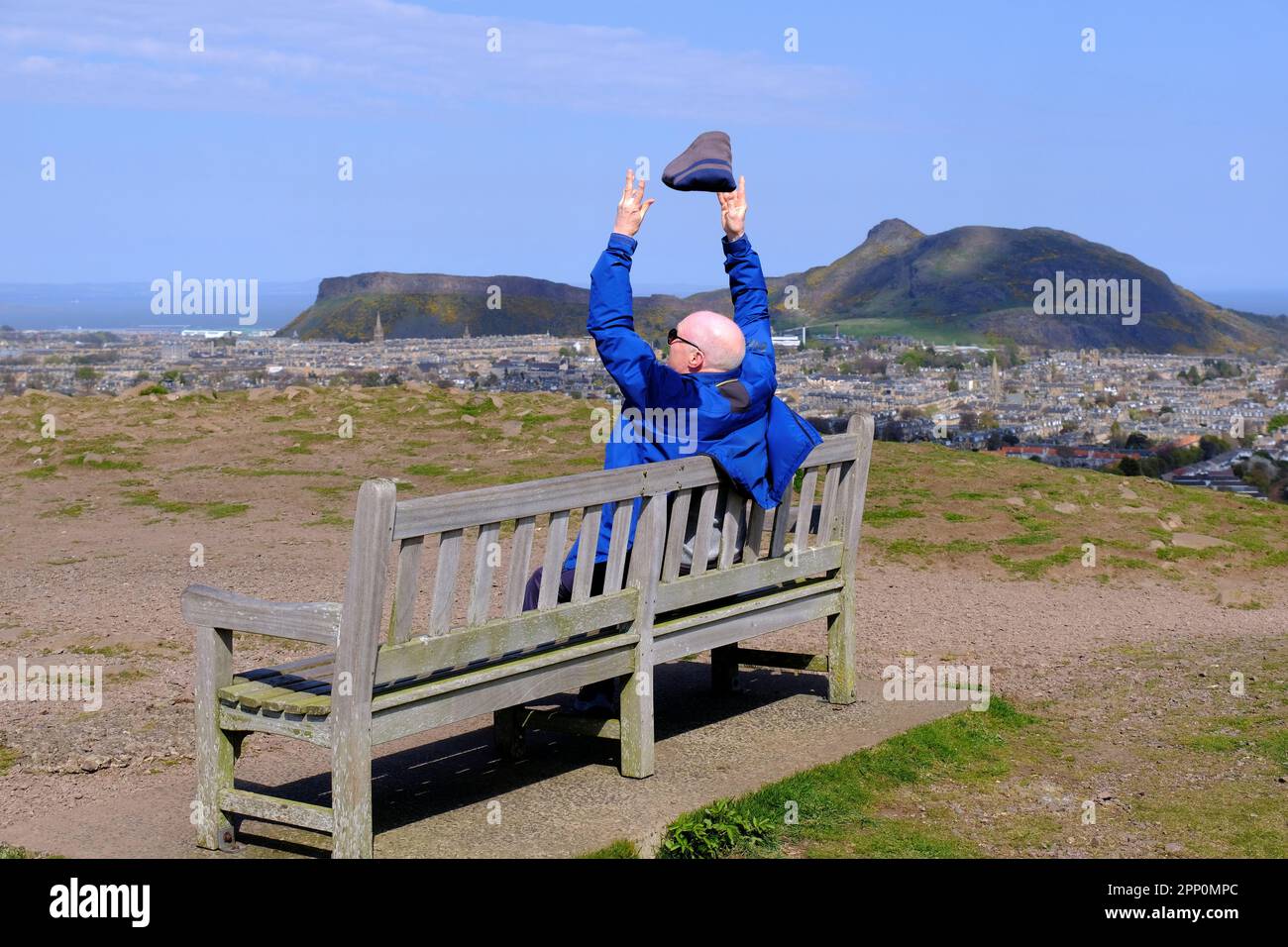 Edinburgh, Scotland, UK. 21st April 2023. Strong gusting winds on the ...