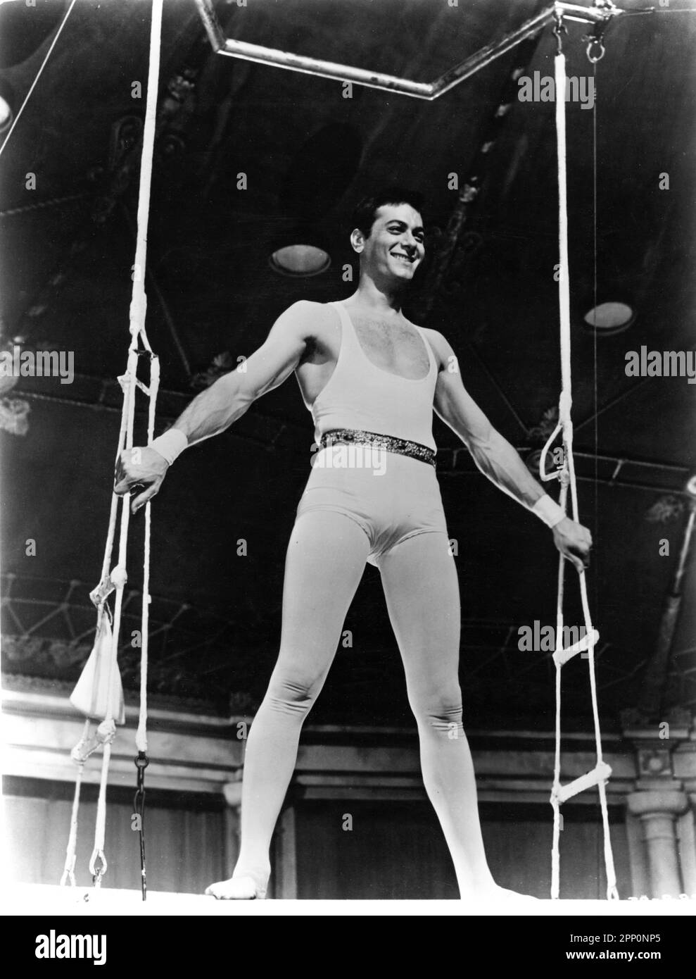 TONY CURTIS in TRAPEZE 1956 director CAROL REED Hill-Hecht-Lancaster ...