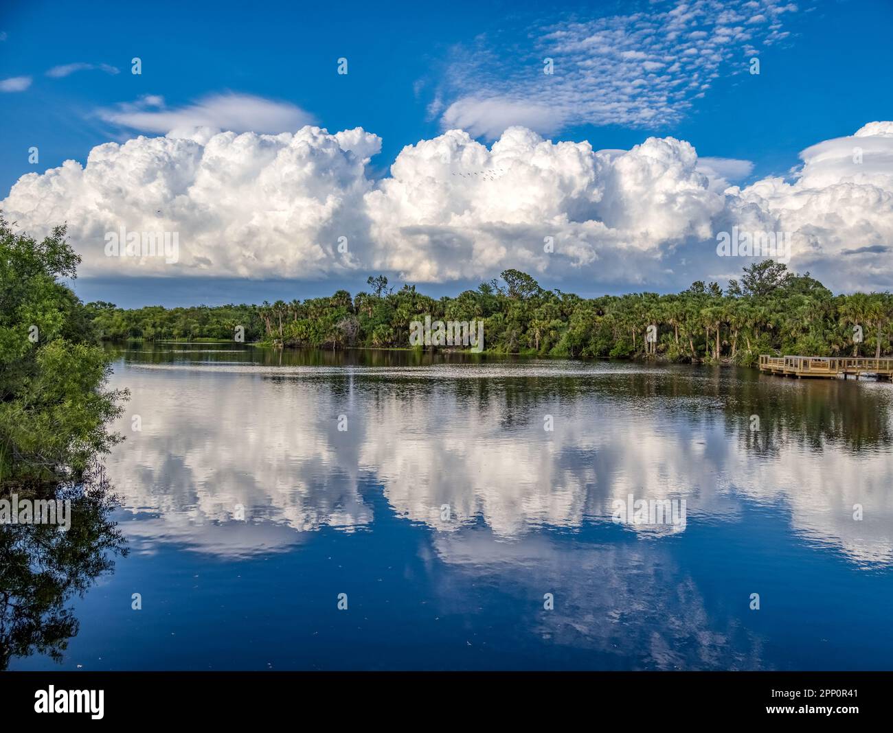 Cumulus clouds over prairie hi-res stock photography and images - Alamy
