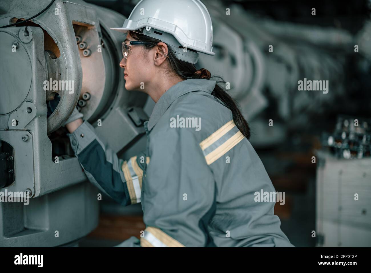 Mechanical troubleshooting hi-res stock photography and images - Alamy