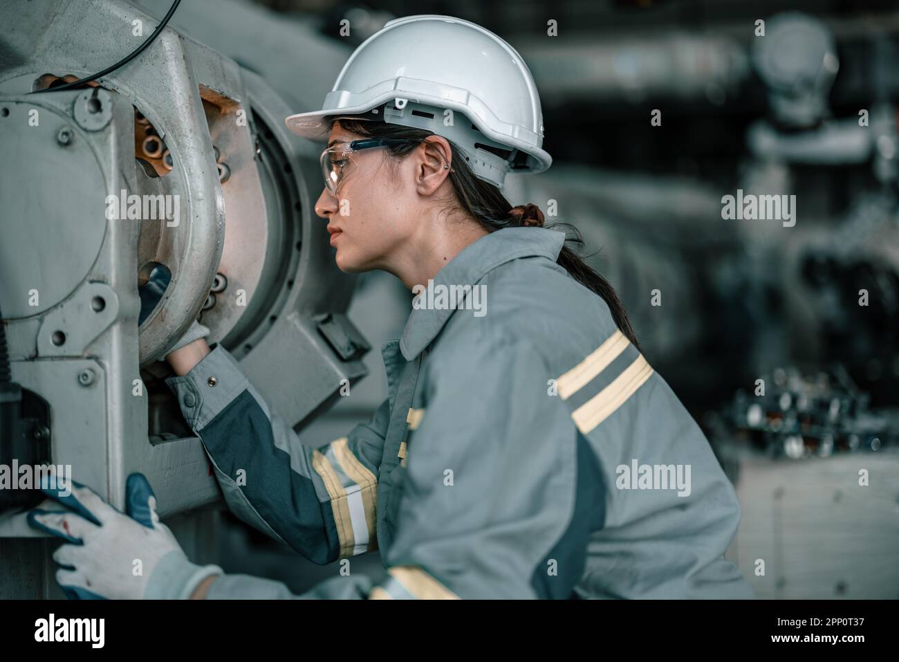 Mechanical troubleshooting hi-res stock photography and images - Alamy