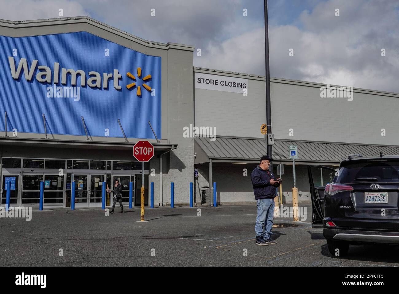 Decision making logo hi-res stock photography and images - Alamy